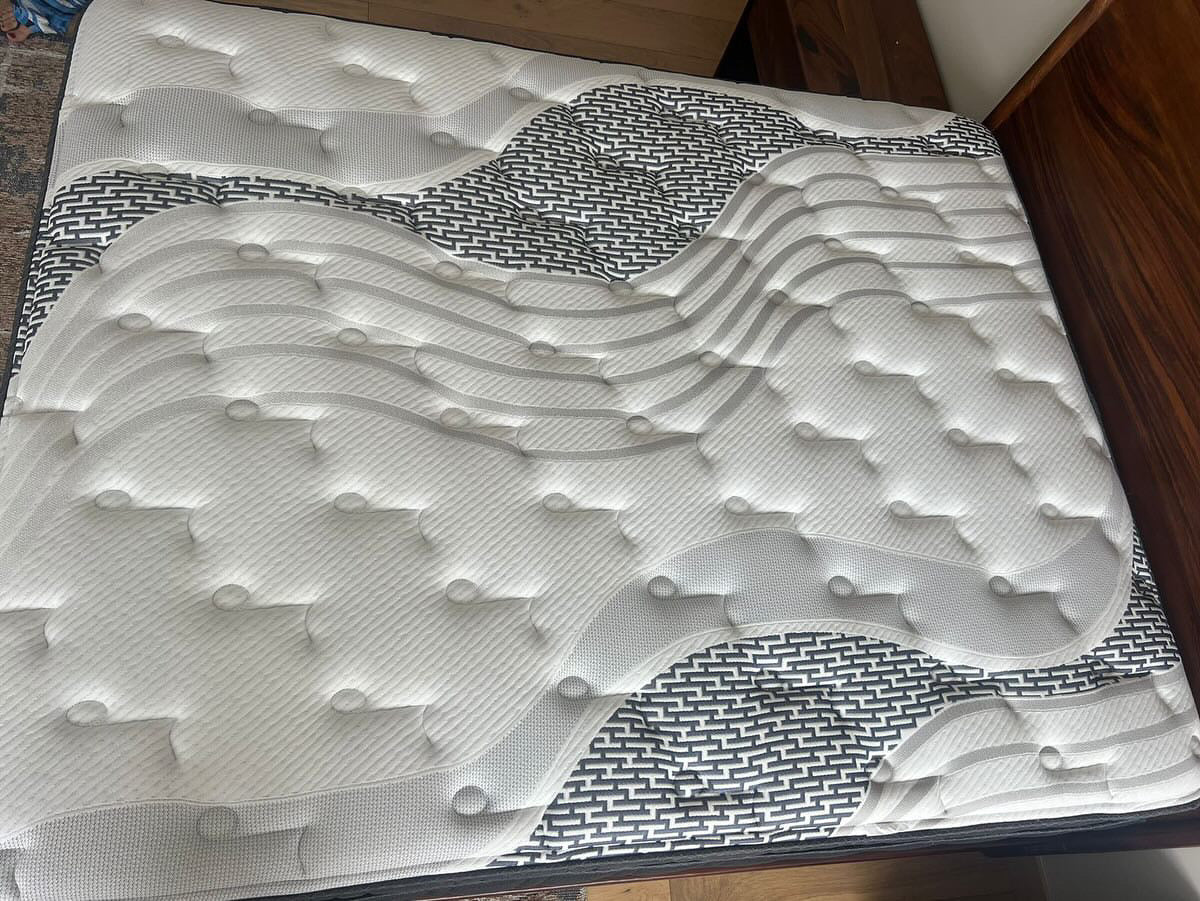 Restonic- Colchón queen Hybrid Rest – Recora Mexico